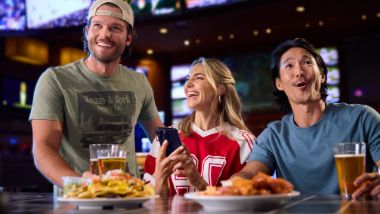 Hollywood Gaming at Dayton Raceway: Endless Thrills, Starring You!